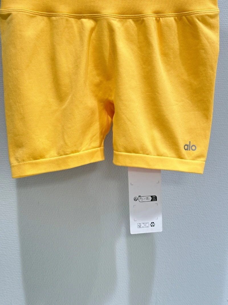 Top match Alo Short Pants