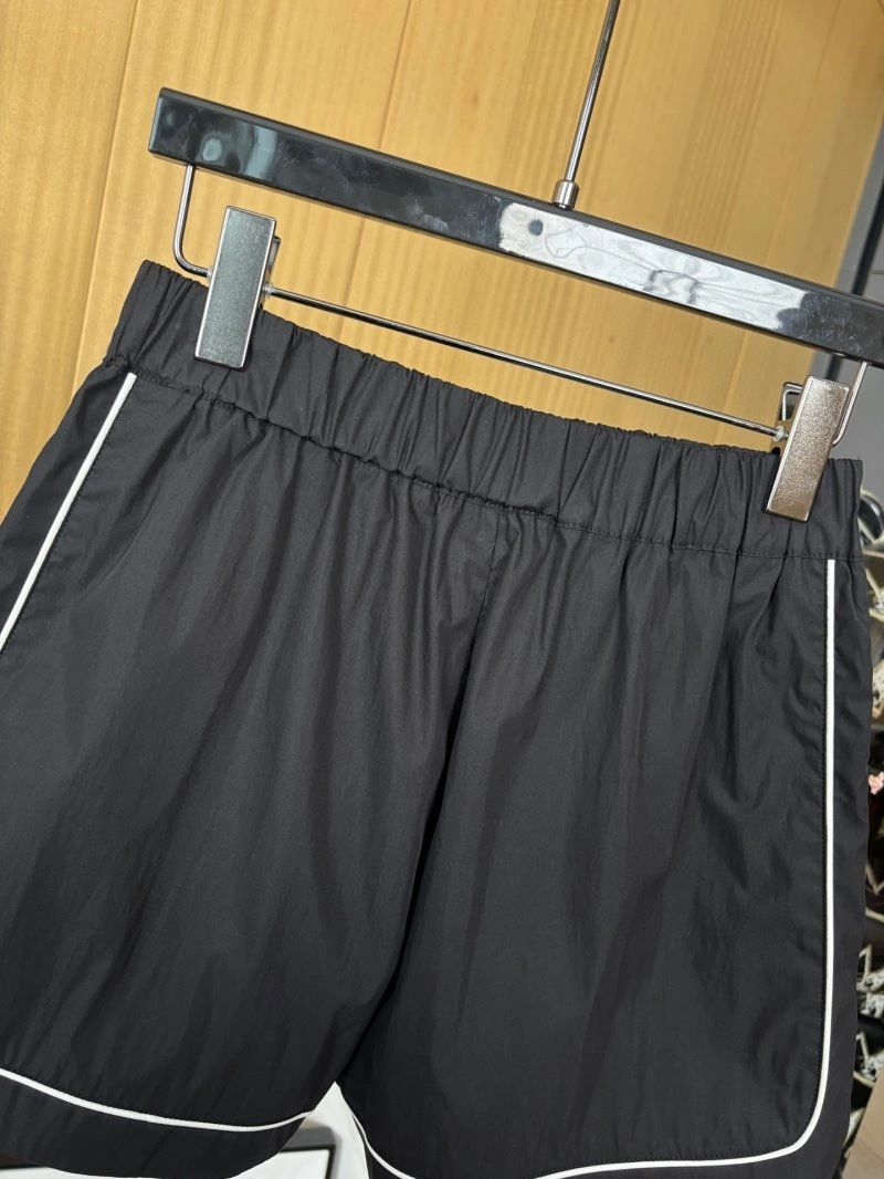 Budget-friendly Alo Short Pants