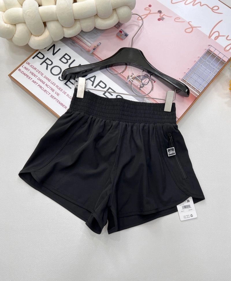 Alo Short Pants