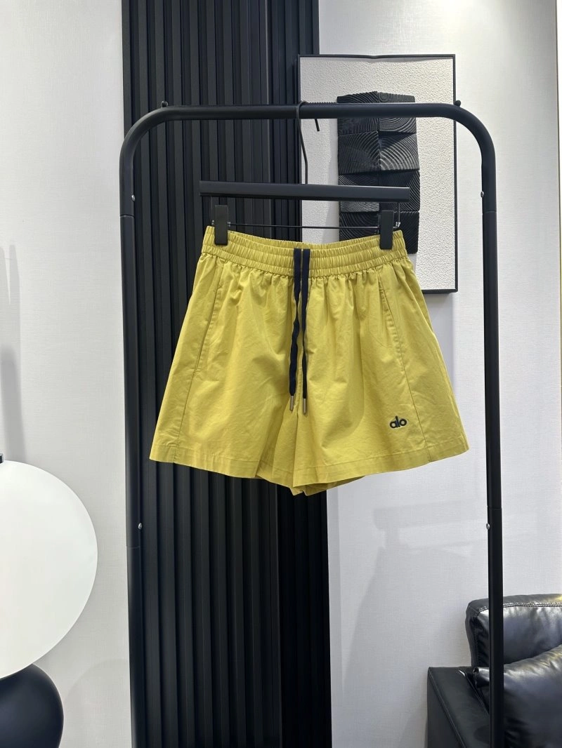 Real Alo Short Pants