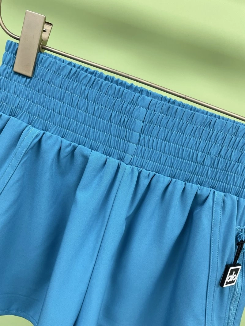 Official Alo Short Pants