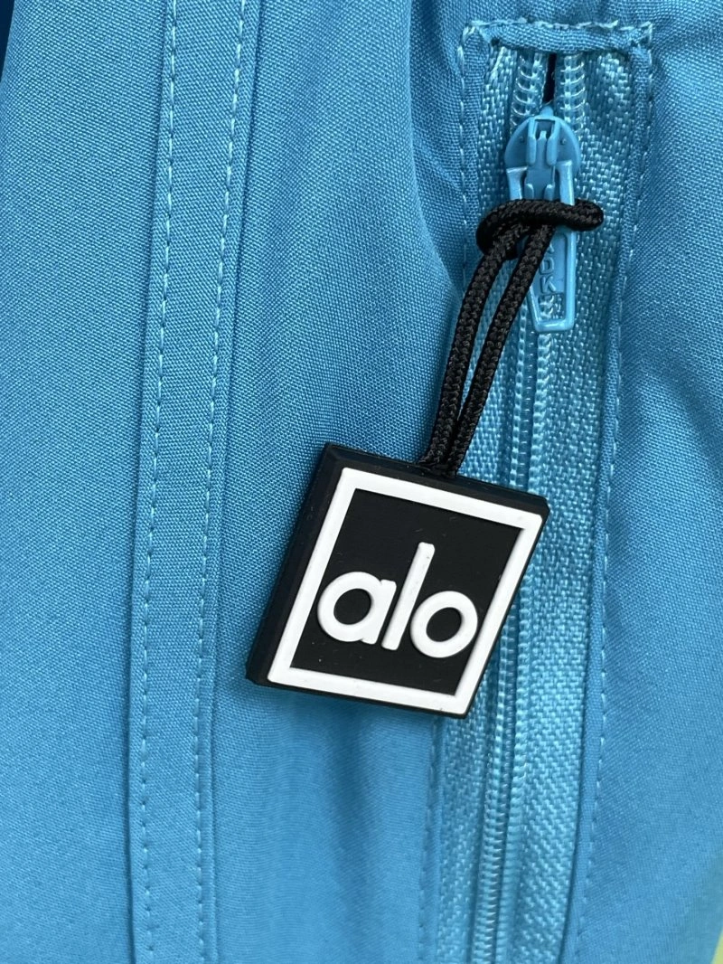 Official Alo Short Pants