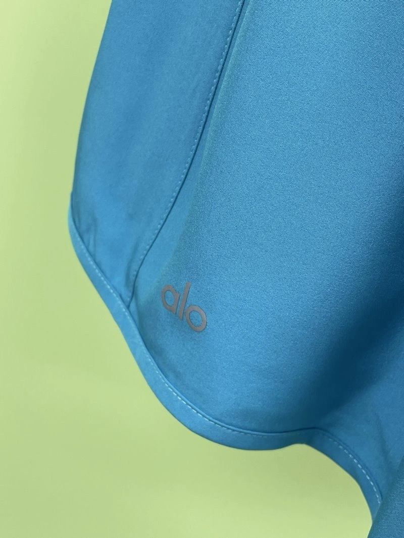 Official Alo Short Pants