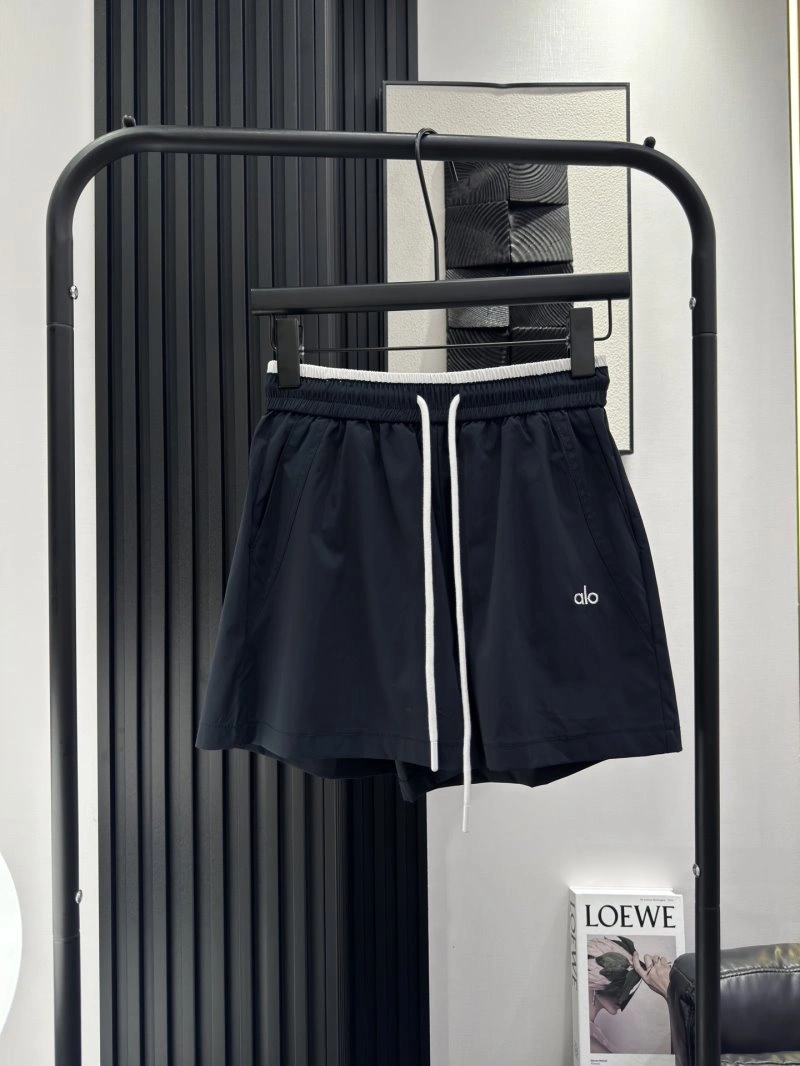 Exact replica Alo Short Pants