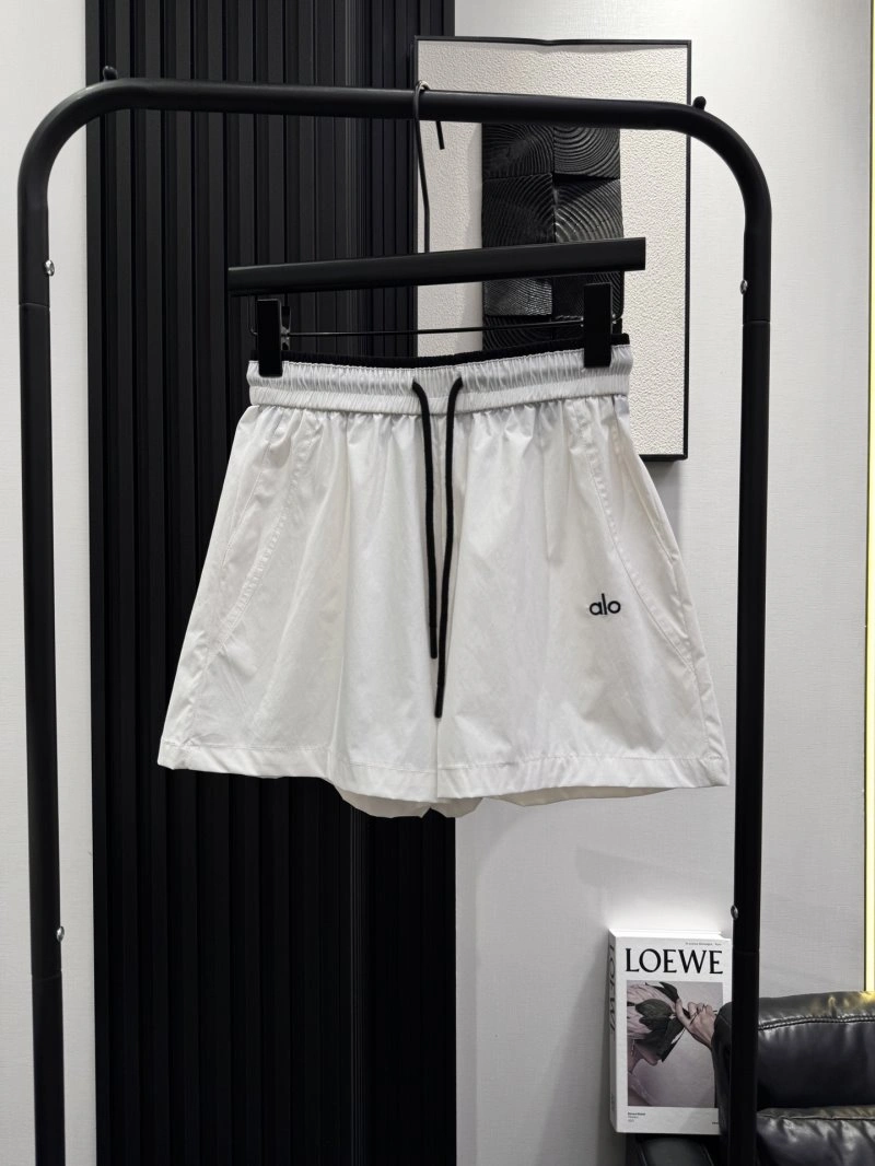 Exact replica Alo Short Pants
