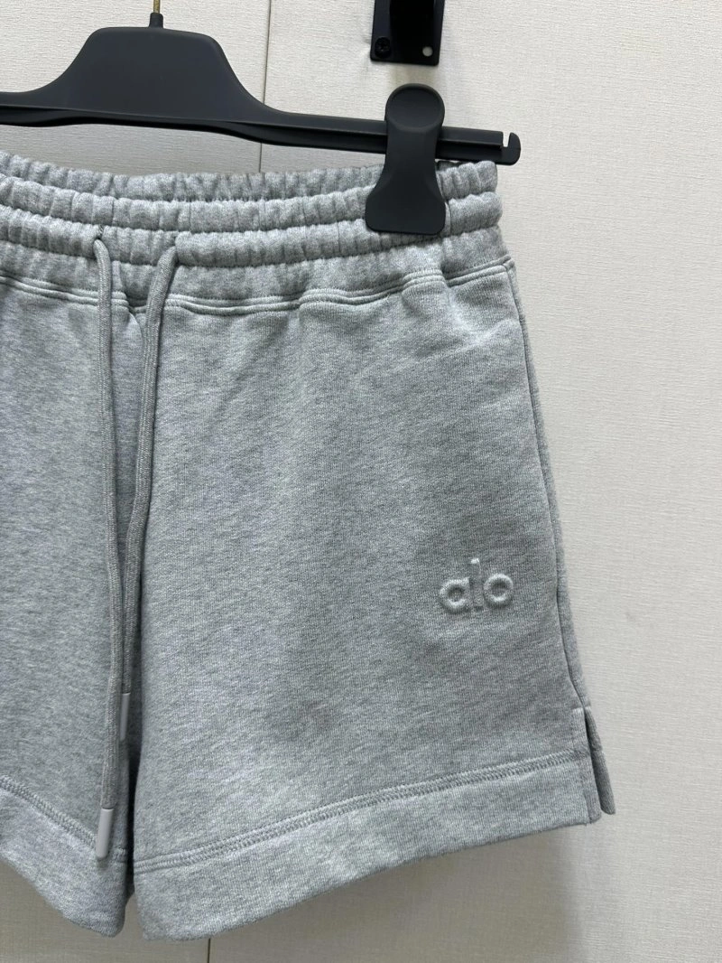 Legit Alo Short Pants