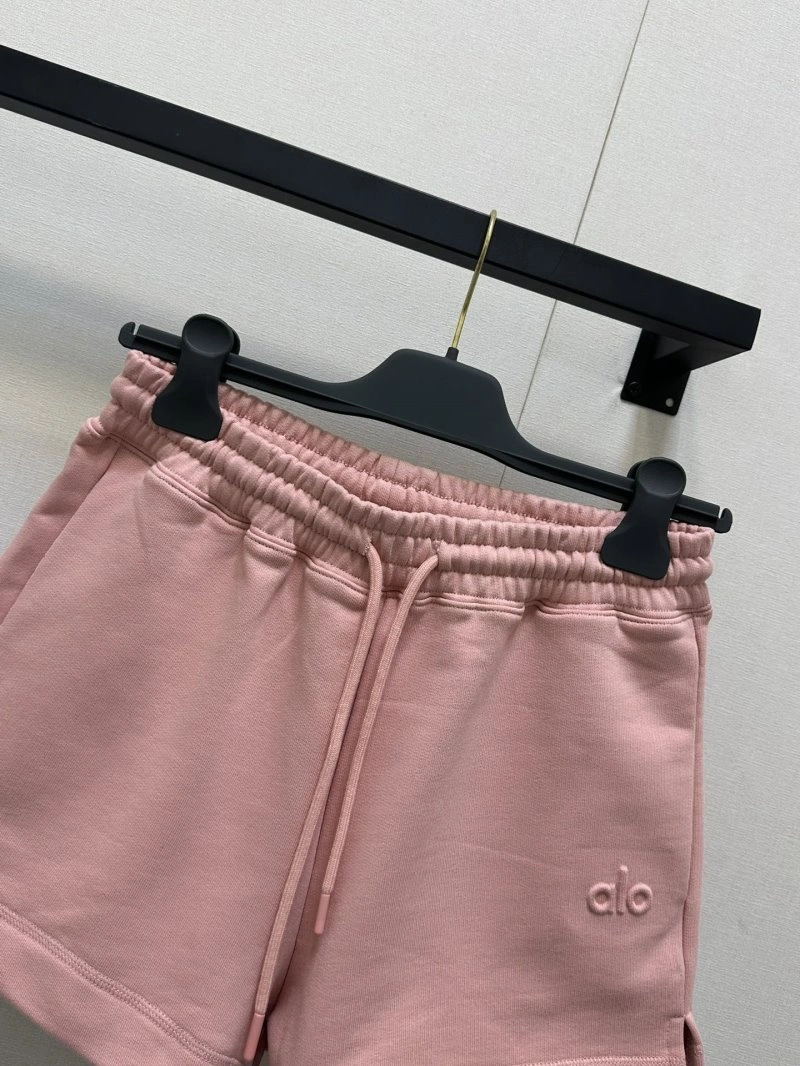 Legit Alo Short Pants