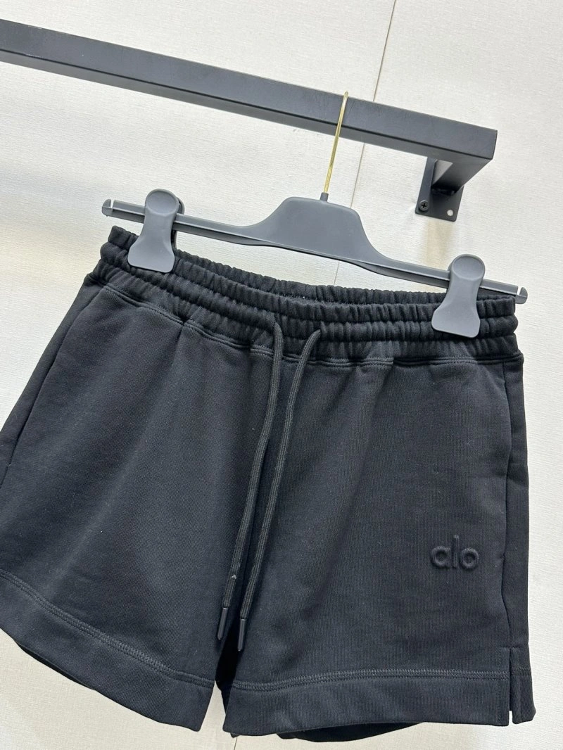 Original Alo Short Pants