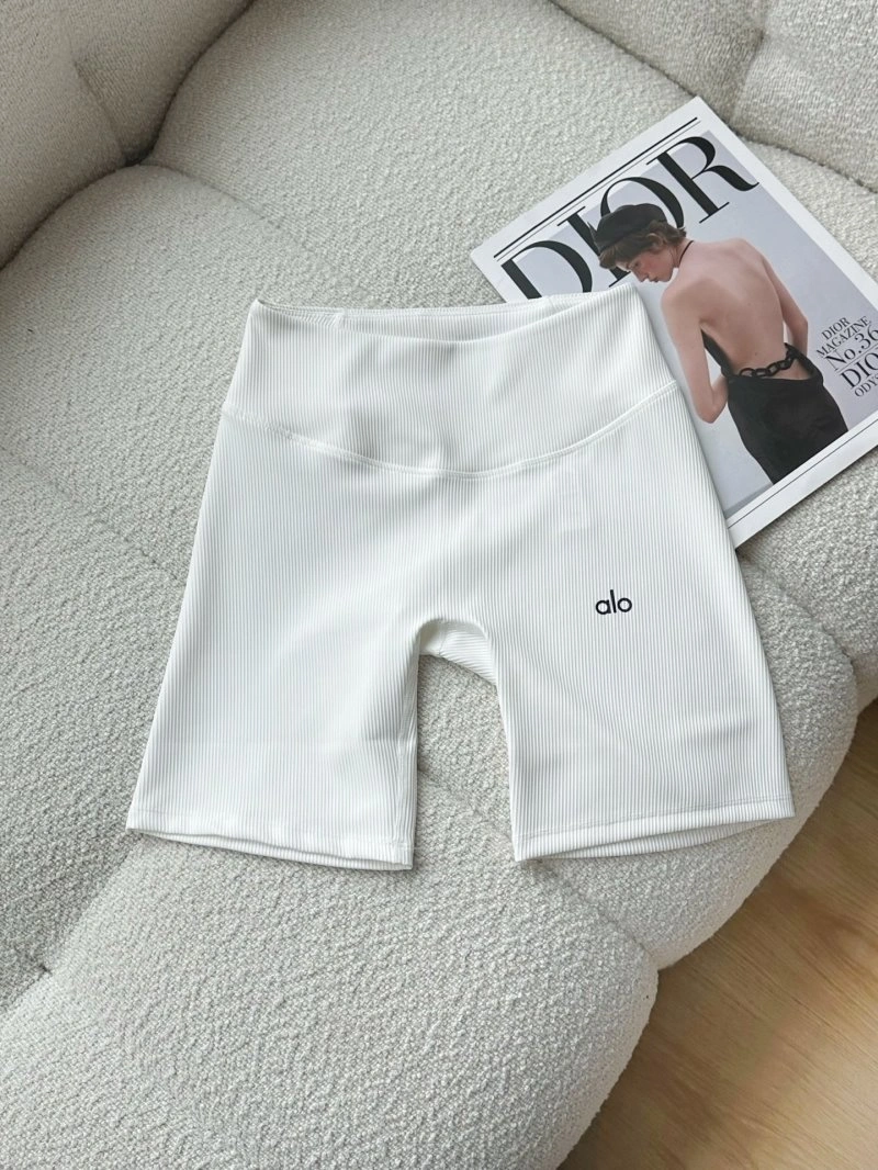 Alo Short Pants