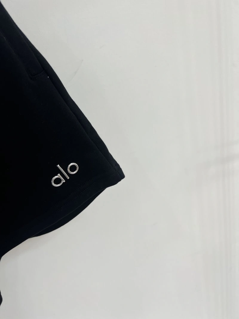 Top match Alo Short Pants