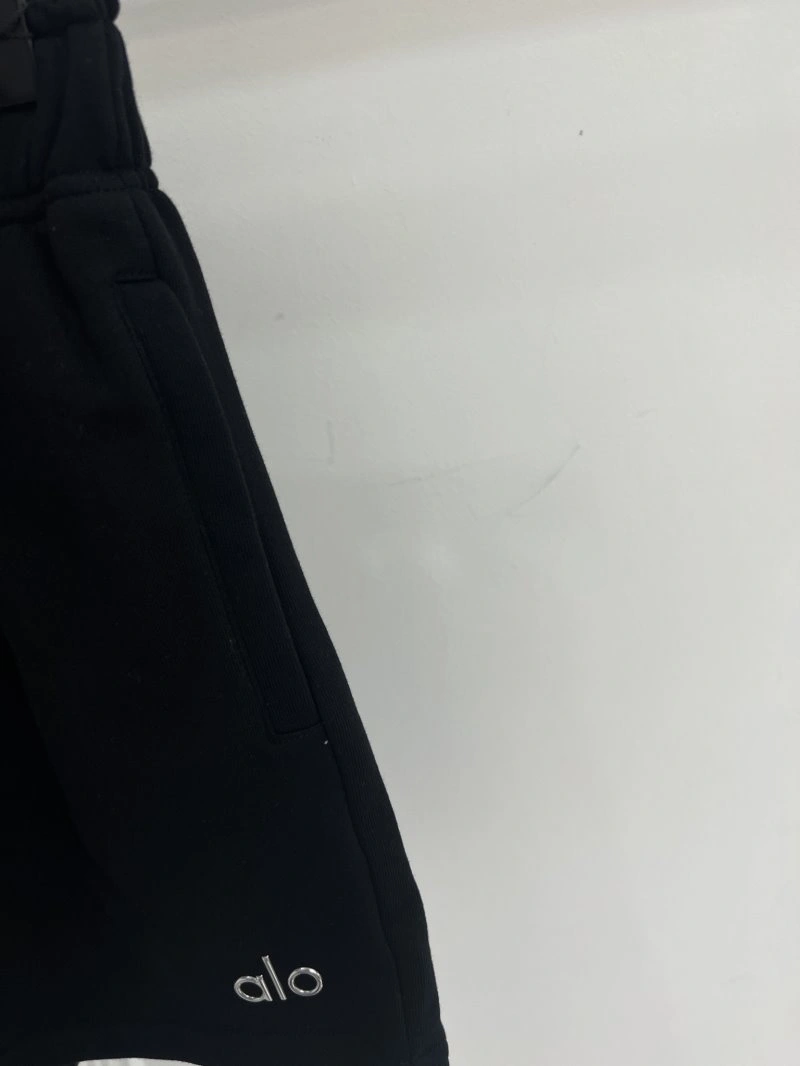 Top match Alo Short Pants