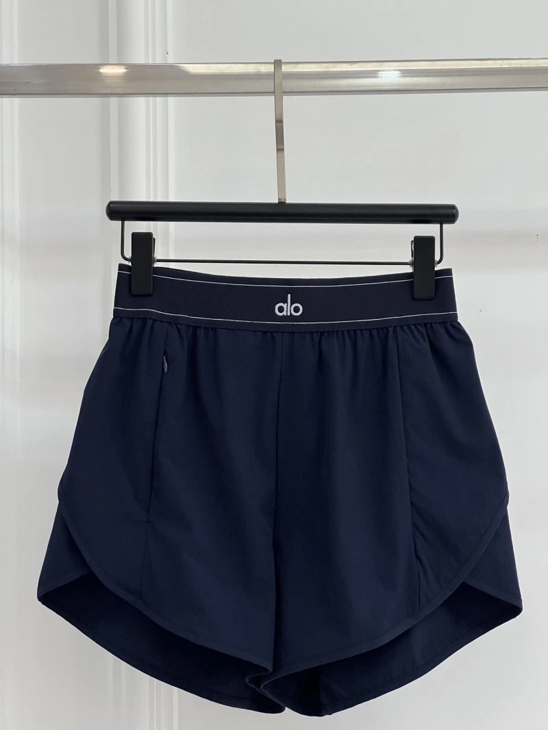 Alo Short Pants
