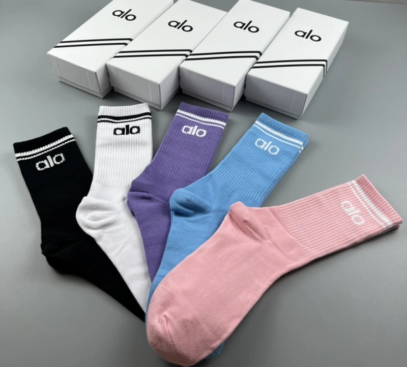 Inexpensive Alo Socks