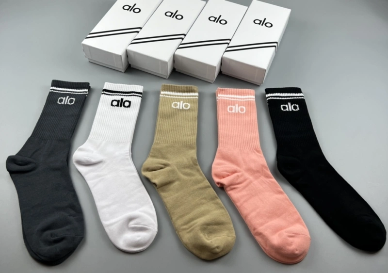 Inexpensive Alo Socks