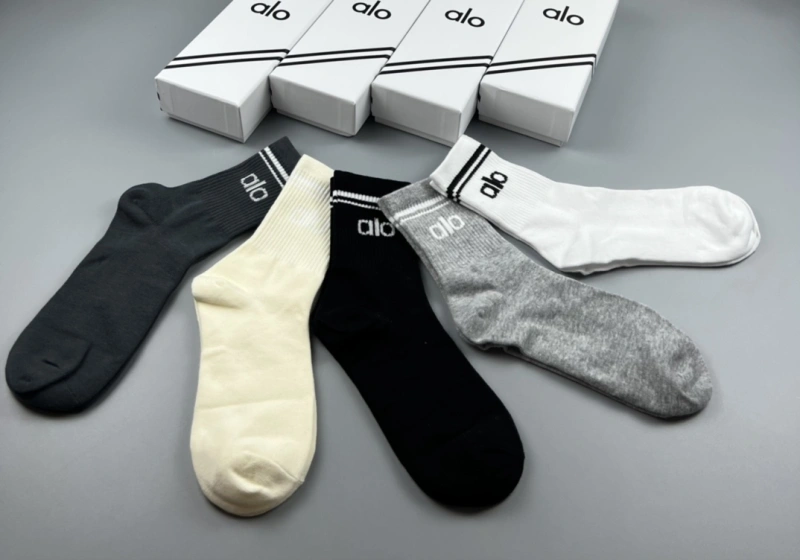 Affordable Alo Socks