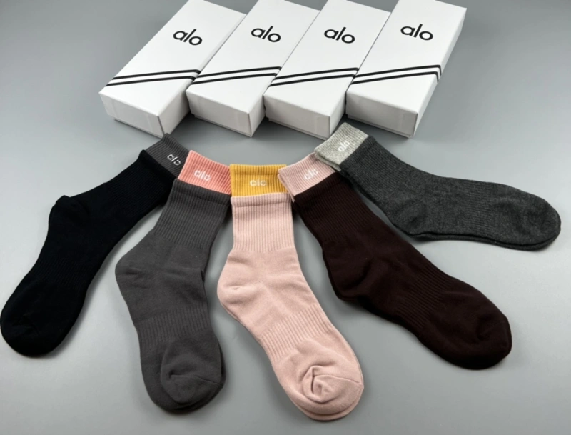 Reasonably priced Alo Socks
