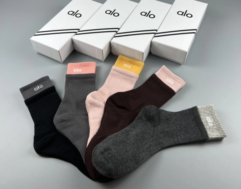 Reasonably priced Alo Socks