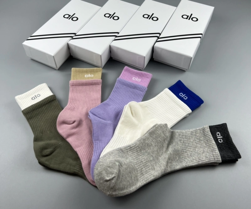 Reasonably priced Alo Socks