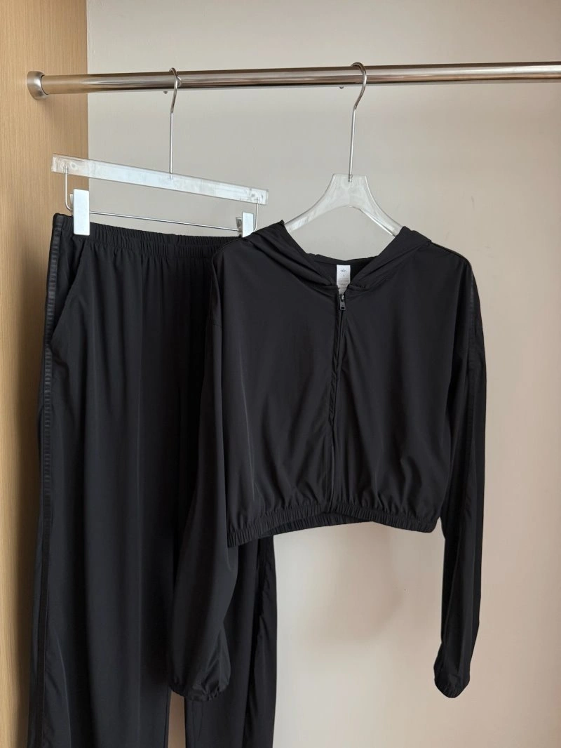 Bargain Alo Sunscreen Jacket