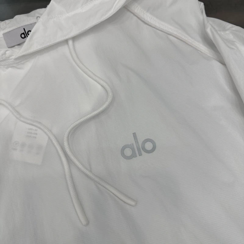 Bargain Alo Sunscreen Jacket
