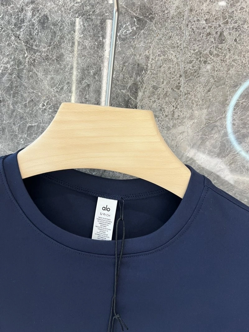 Cut-rate Alo T-Shirts