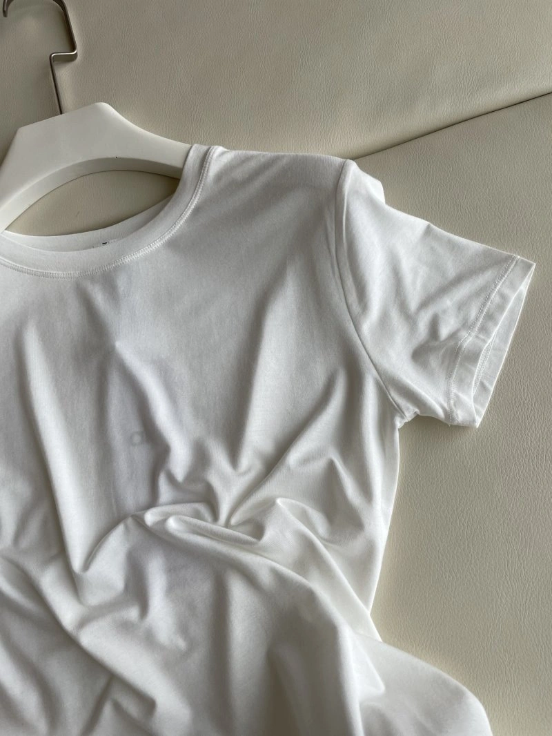 Budget-friendly Alo T-Shirts