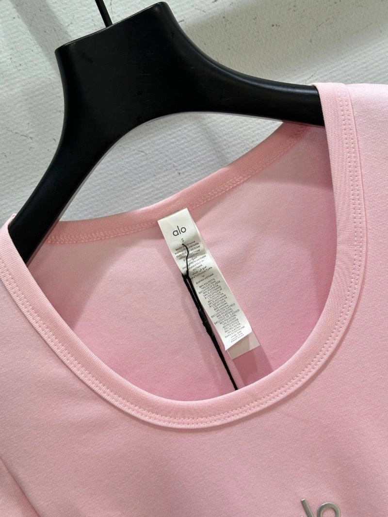 Budget-friendly Alo T-Shirts