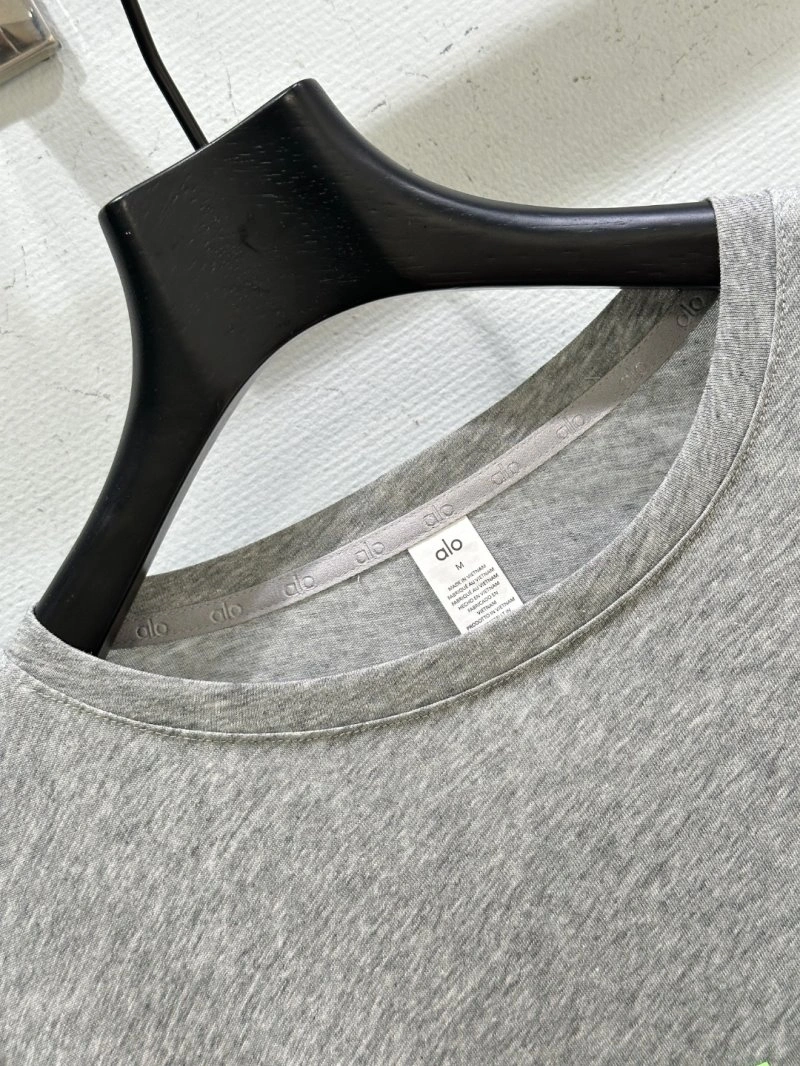Reasonably priced Alo T-Shirts
