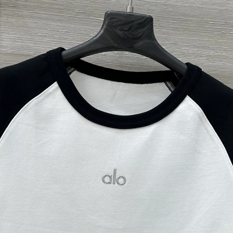 Brand-authenticated Alo T-Shirts