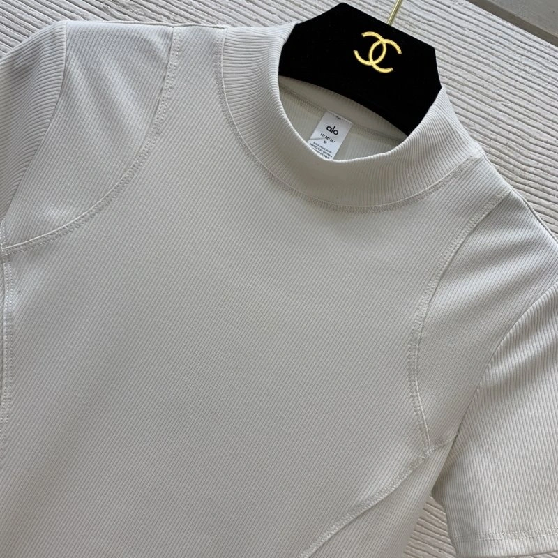 Economical Alo T-Shirts
