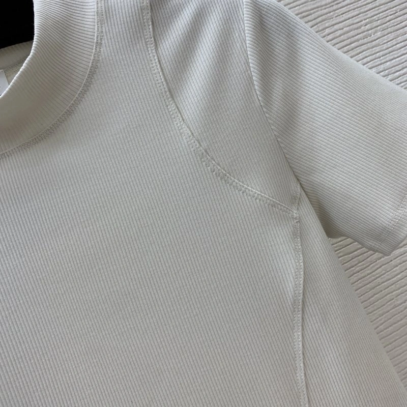 Economical Alo T-Shirts