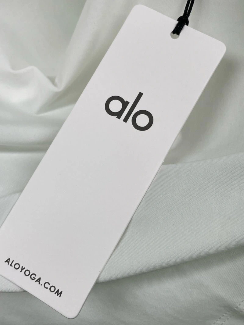 Accurate model Alo T-Shirts