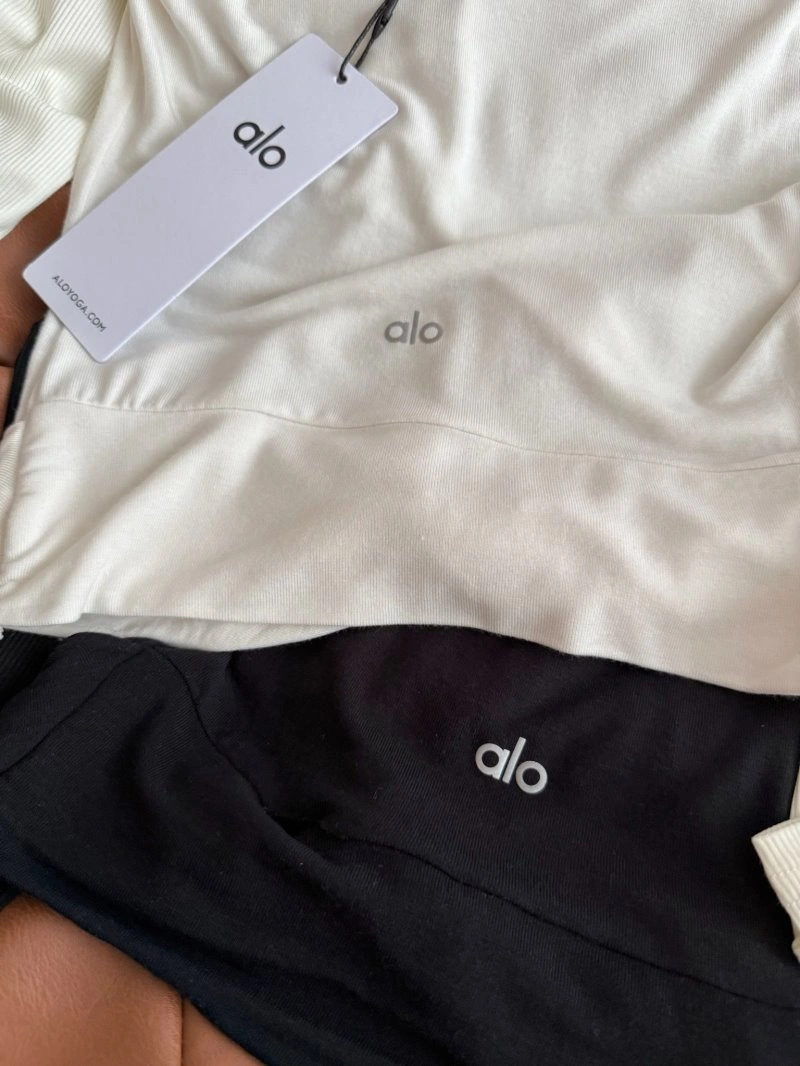 Reasonably priced Alo T-Shirts