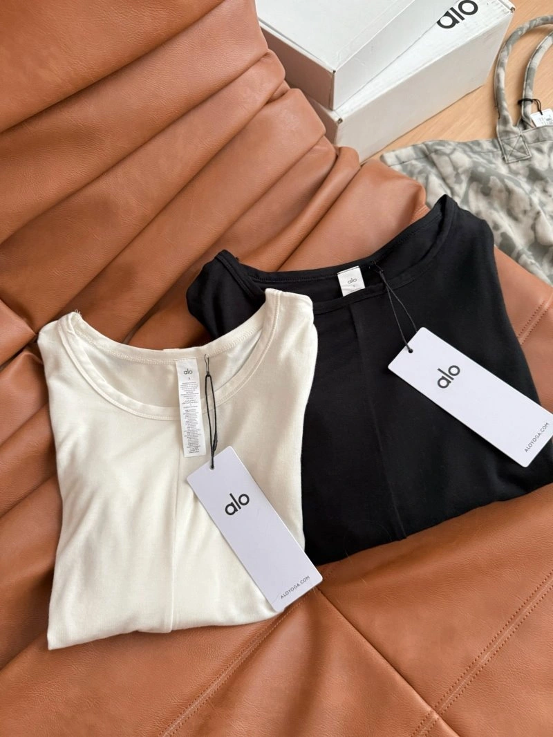 Reasonably priced Alo T-Shirts