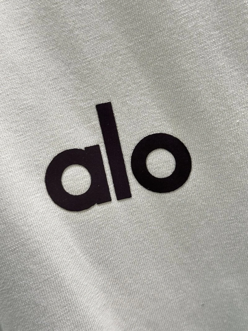 Indistinguishable Alo T-Shirts