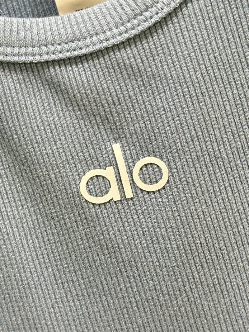 Brand-authenticated Alo Vest