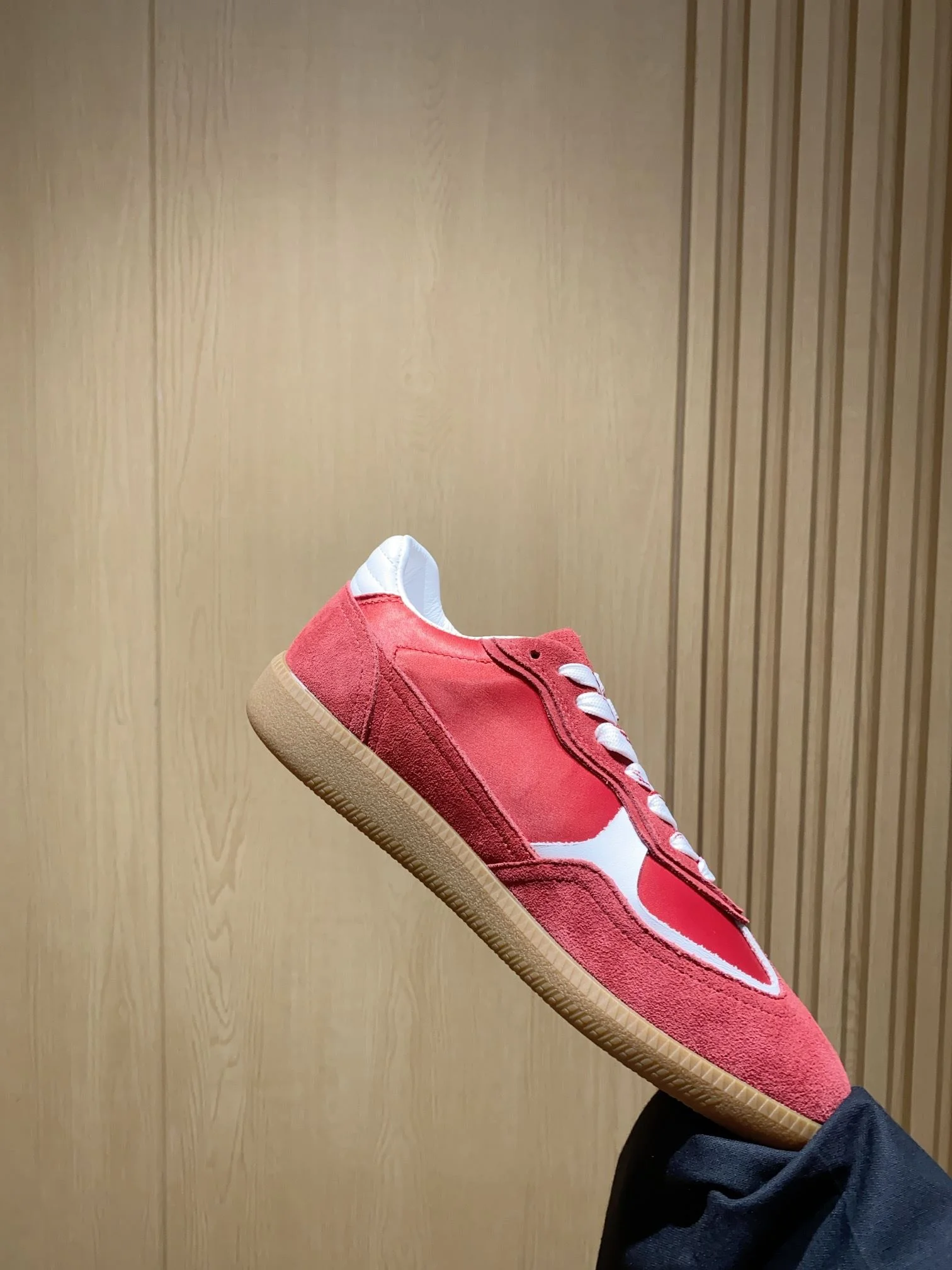 Factory-made Alohas Shoes