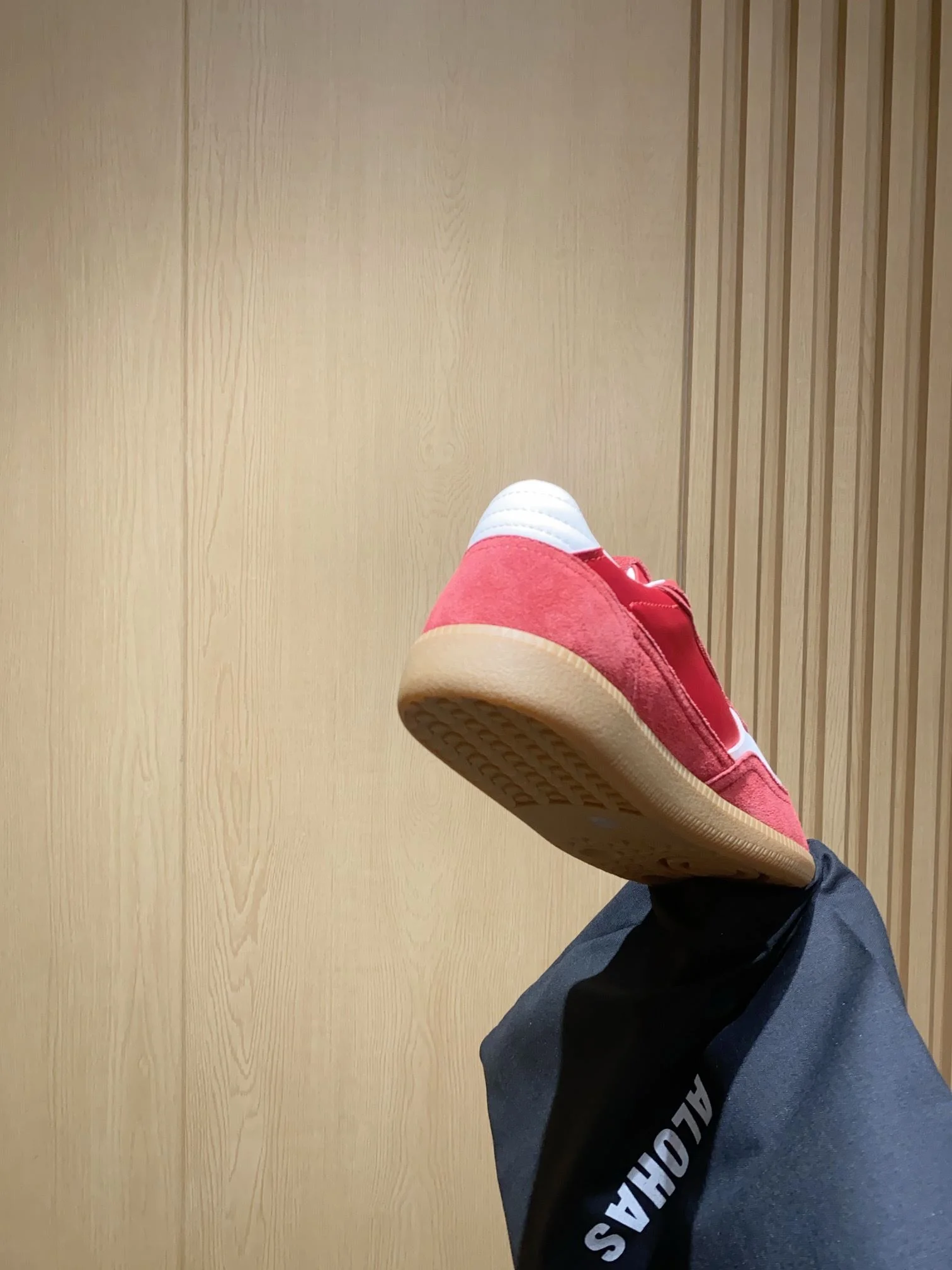 Factory-made Alohas Shoes