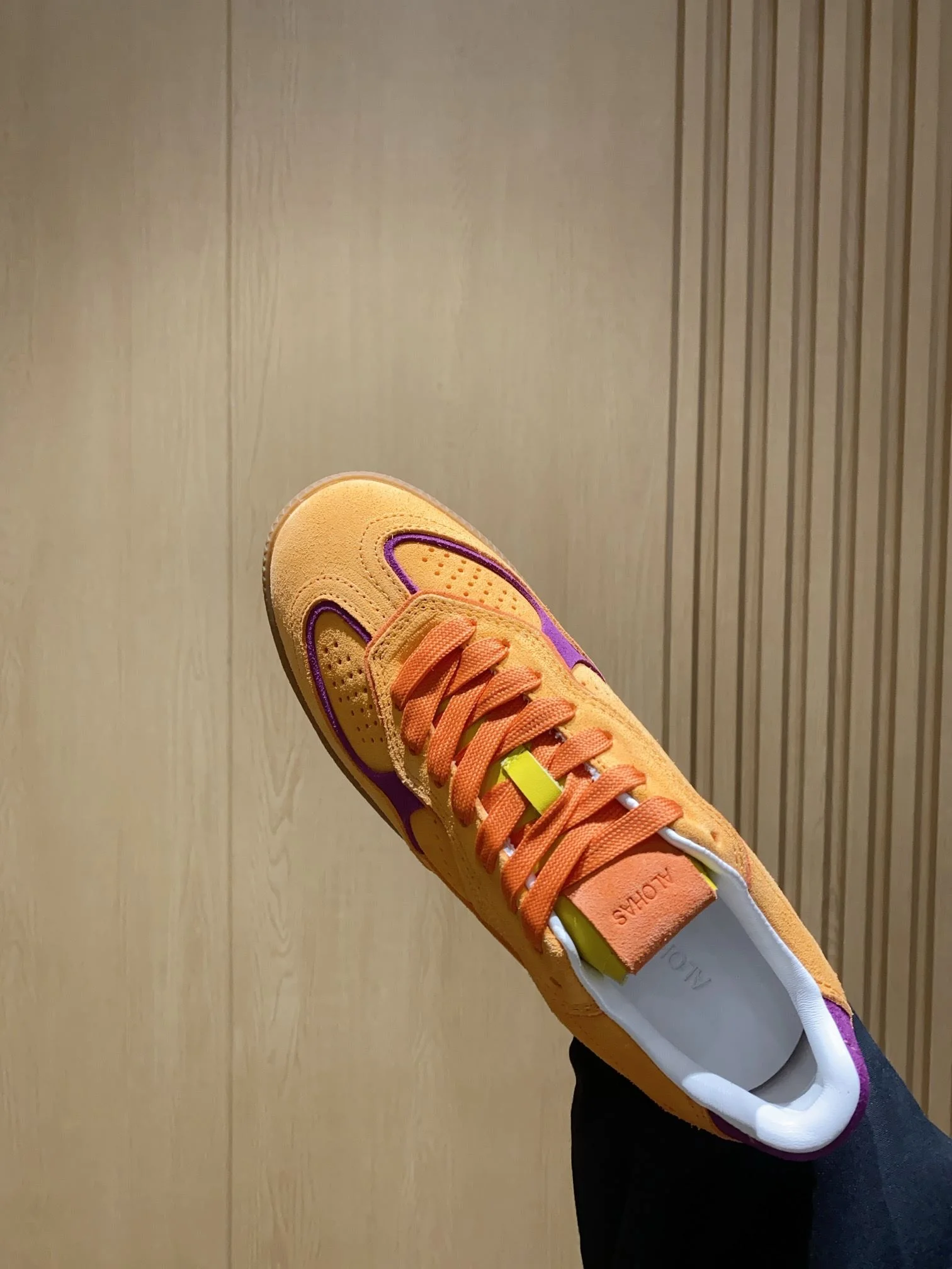 High fidelity Alohas Shoes