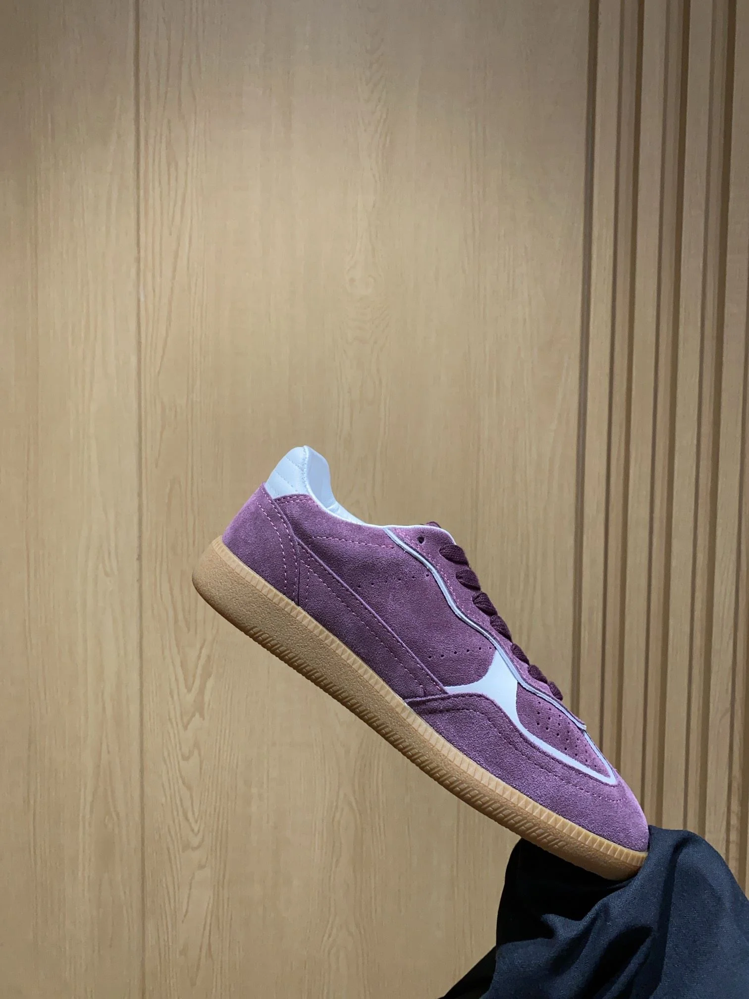 Top mirror Alohas Shoes