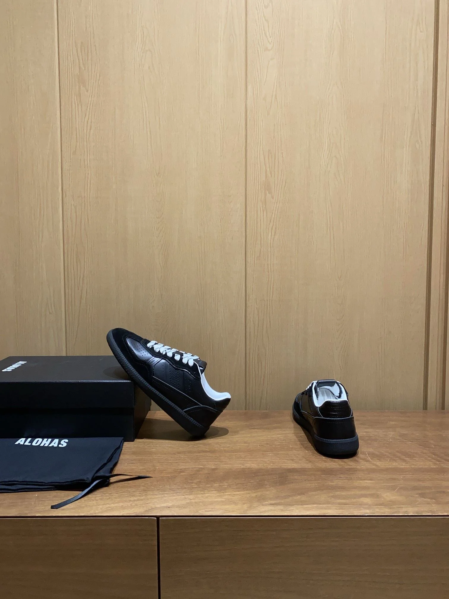 Mirror quality Alohas Shoes