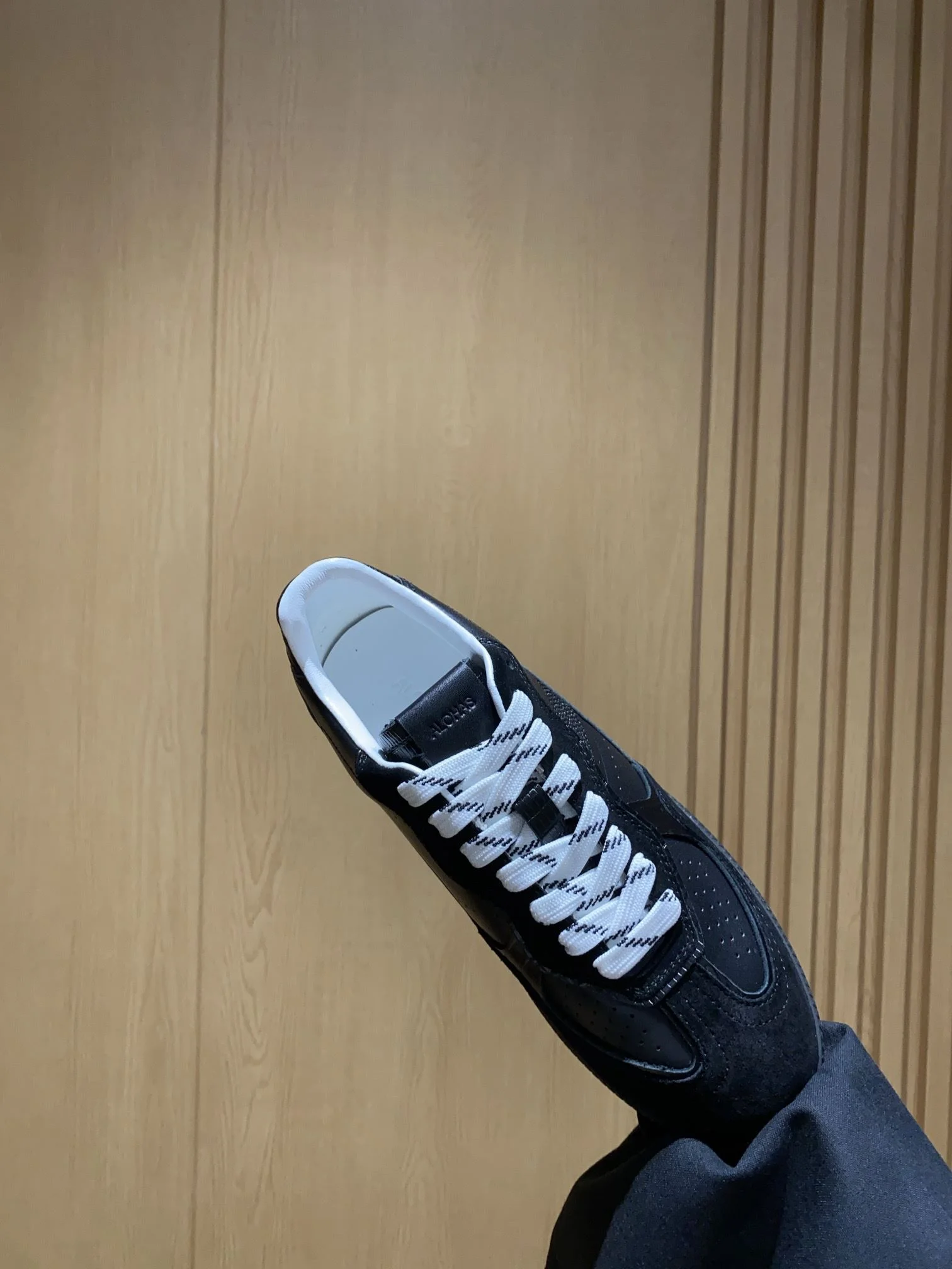 Mirror quality Alohas Shoes