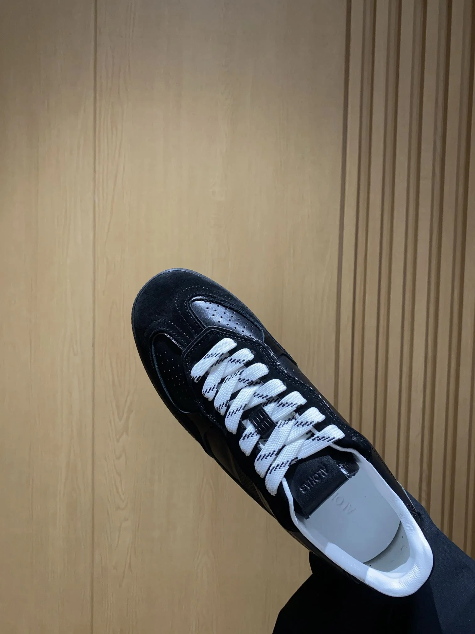 Mirror quality Alohas Shoes