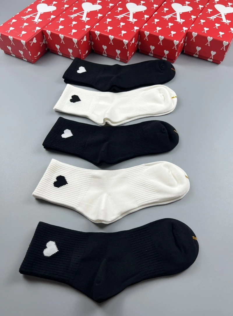 Reasonably priced Ami Socks
