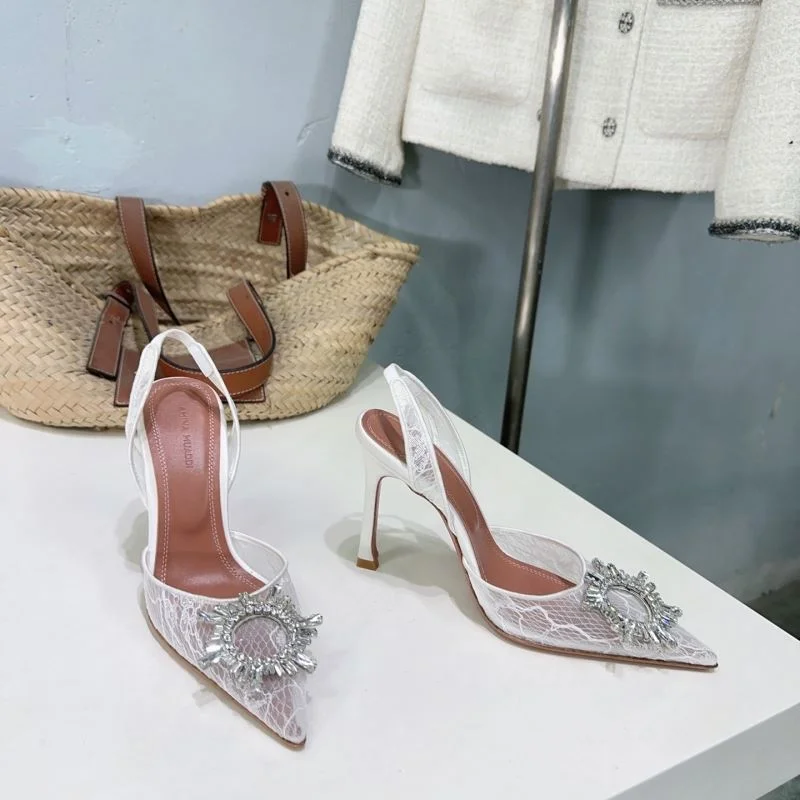 Top match Amina Muaddi Sandals