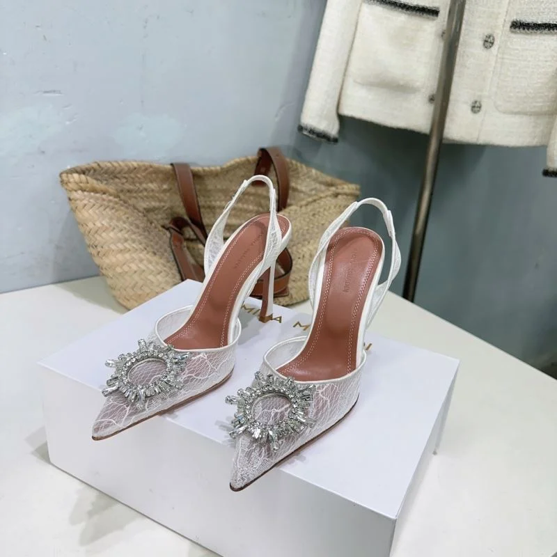 Top match Amina Muaddi Sandals