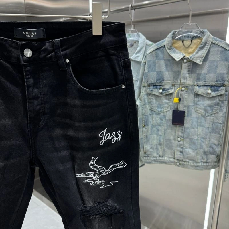 Inexpensive Amiri Jeans