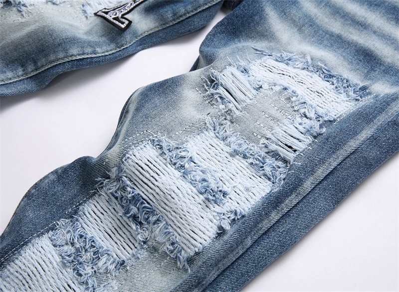 Accurate model Amiri Jeans