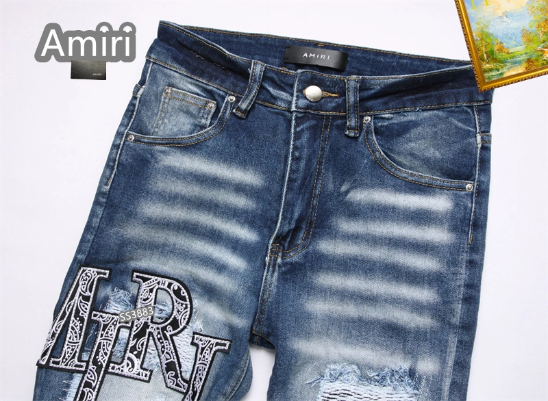 Accurate model Amiri Jeans