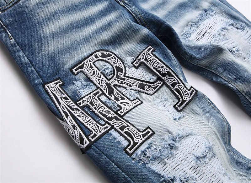 Accurate model Amiri Jeans
